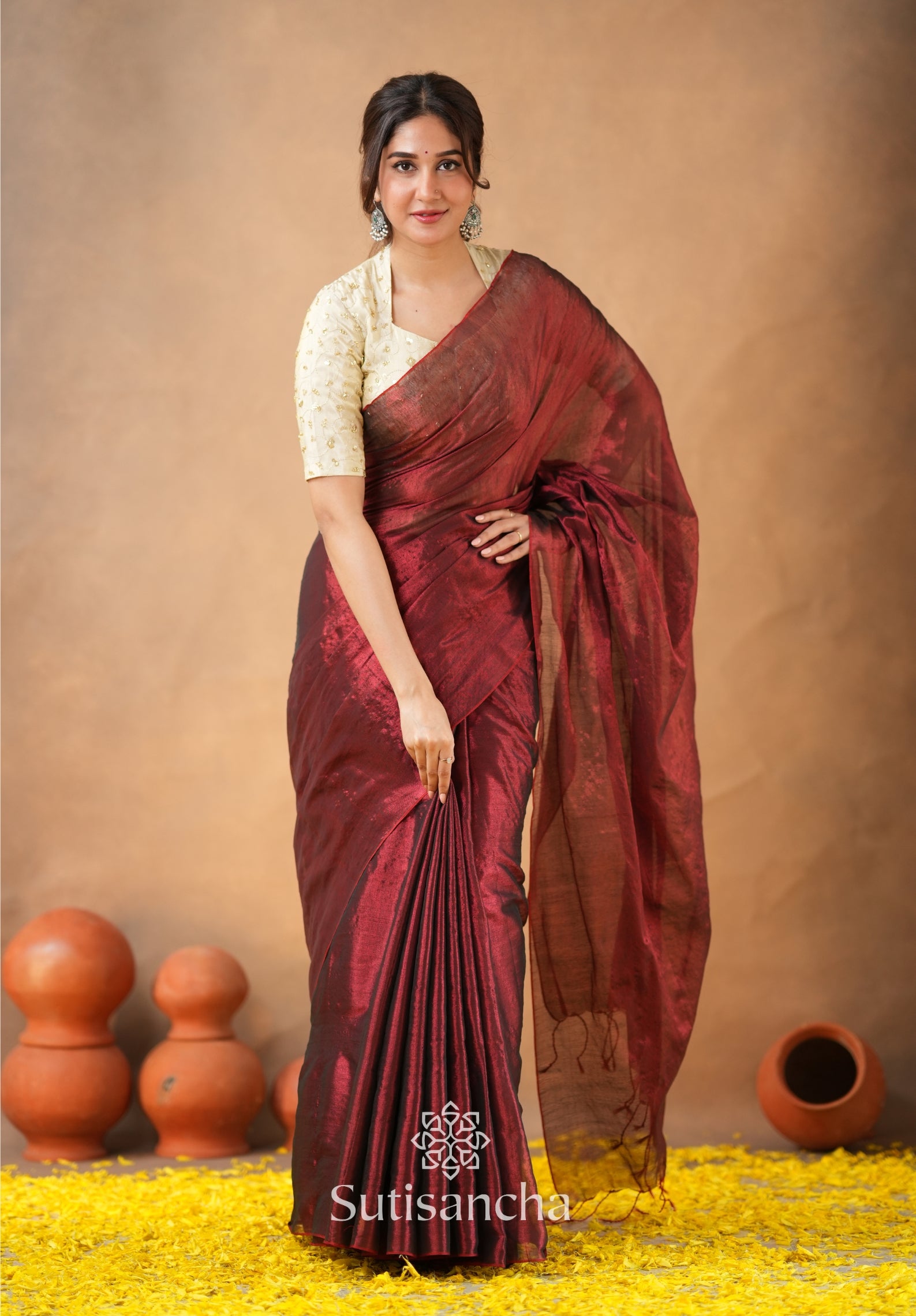 Beads Bloom Tissue Elegance